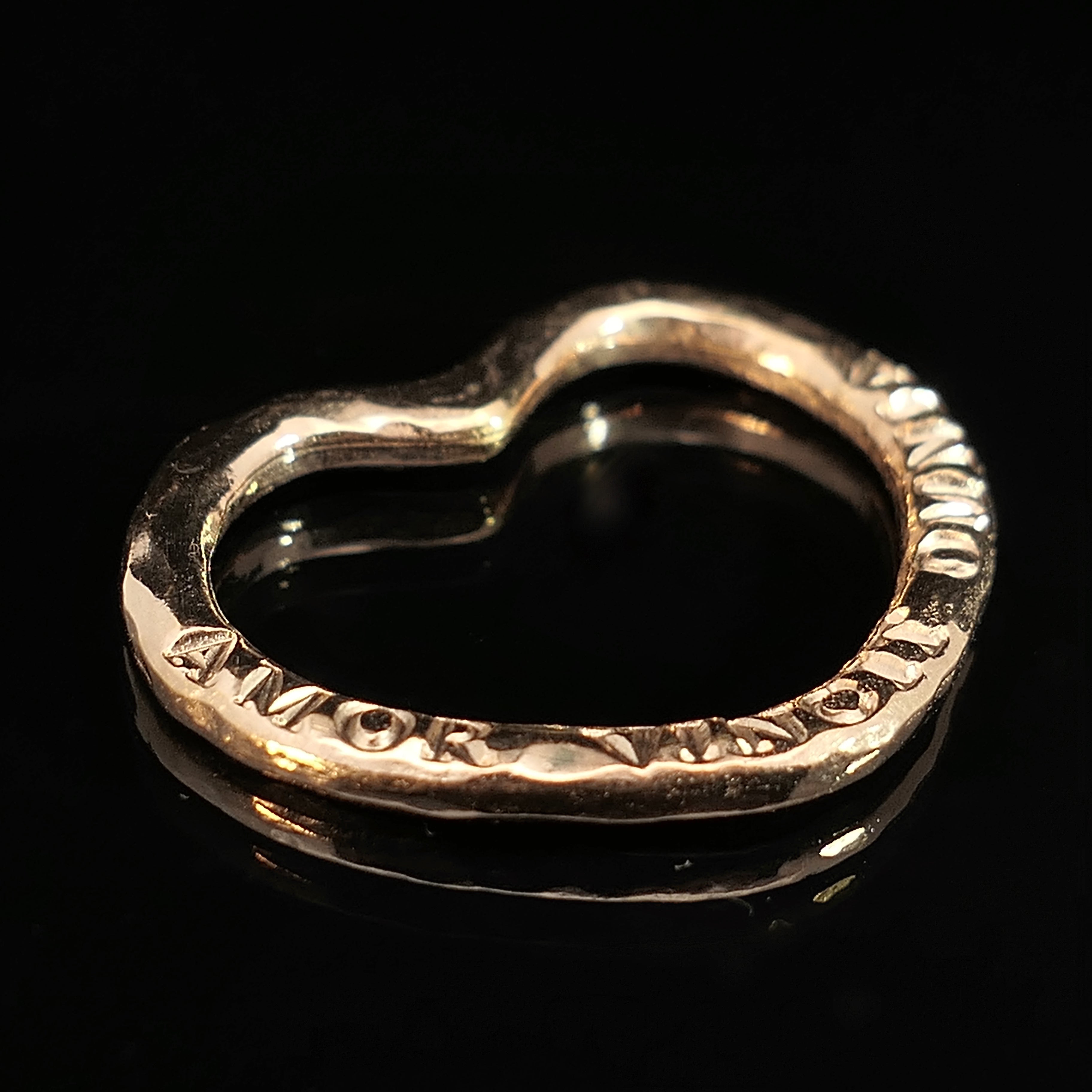 Ring mit Herz | Ring mit Gravur | Silberring | CAPULET – CAPULET Jewelry